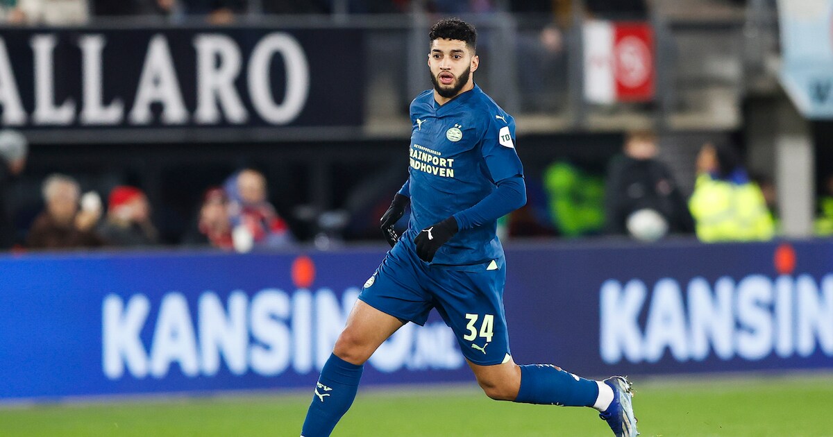 PSV heeft de groep nog niet compleet tegen Vitesse: Bosz ziet nog een ...