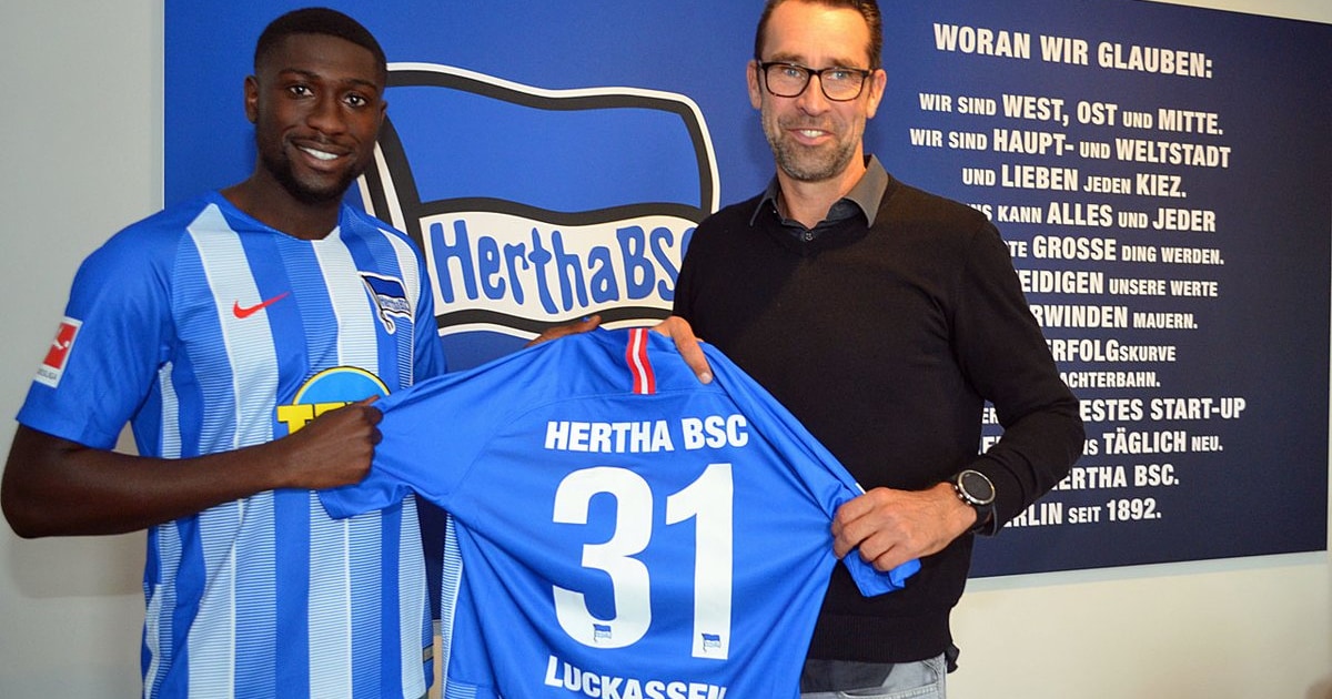 Derrick Luckassen maakt met remise basisdebuut bij Hertha BSC | PSV | ED.nl