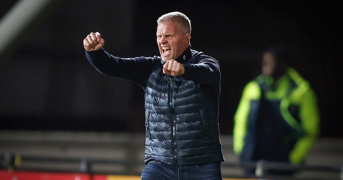 Helmond Sport-trainer houdt kaken op elkaar over verbanning van aanvoerder Van der Meer ...