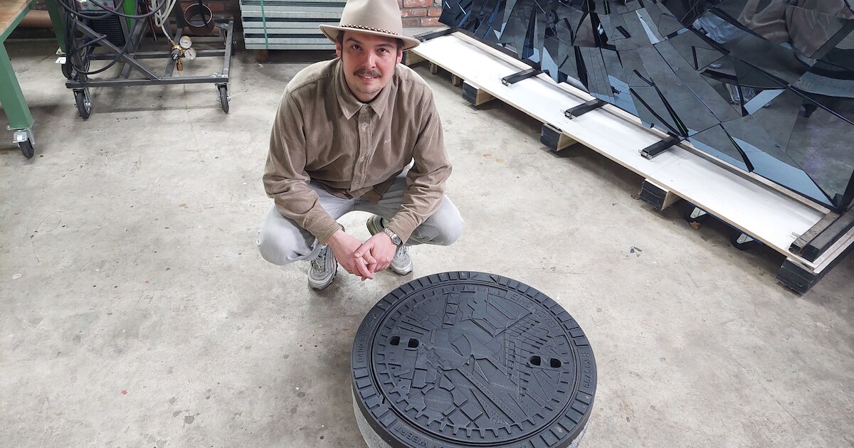 Deze putdeksels zijn wel heel bijzonder, de 'specials' liggen ...