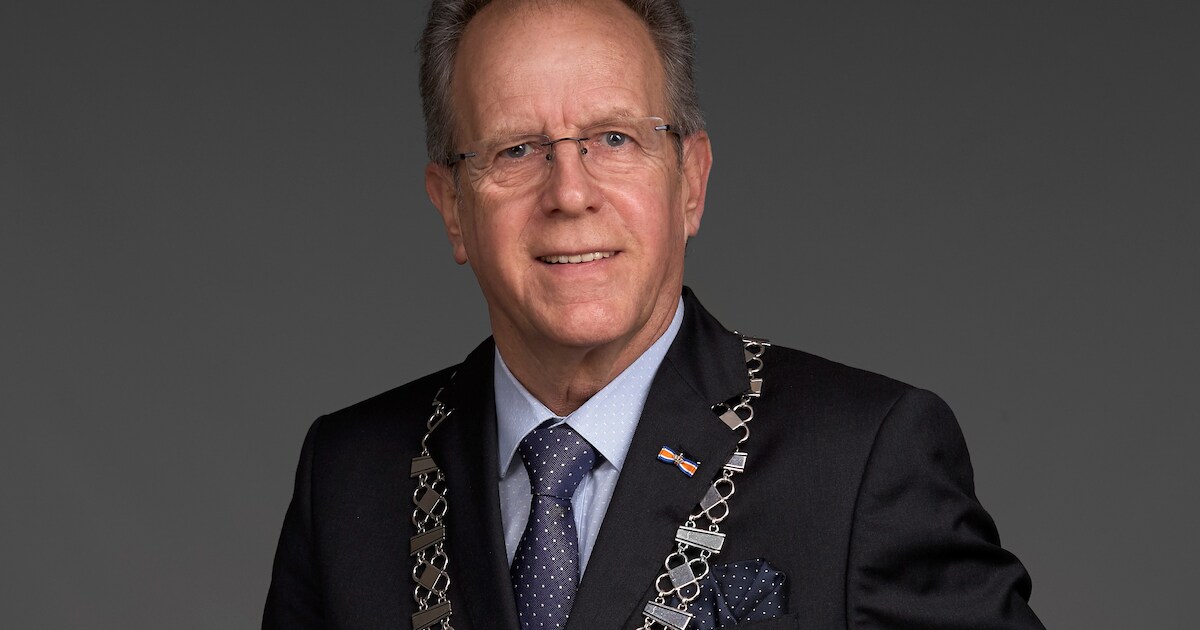 Paul Verhoeven stopt na 18 jaar als burgemeester; ‘Mensen vroegen of ik ...