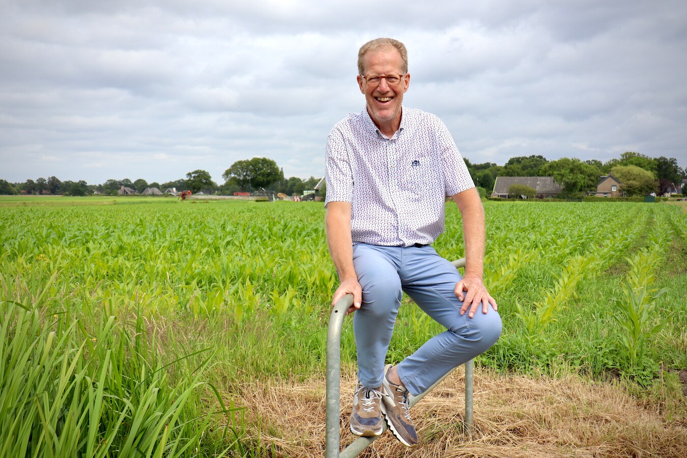 Frank (62) heeft ALS, kan niet meer praten en nauwelijks eten, maar ...