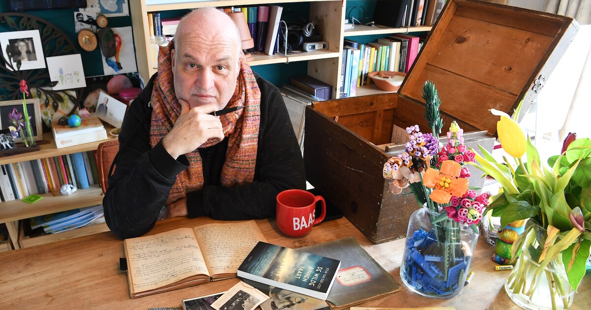 Al schrijvend leert Stijn van der Loo zijn markante voorvaders kennen ...