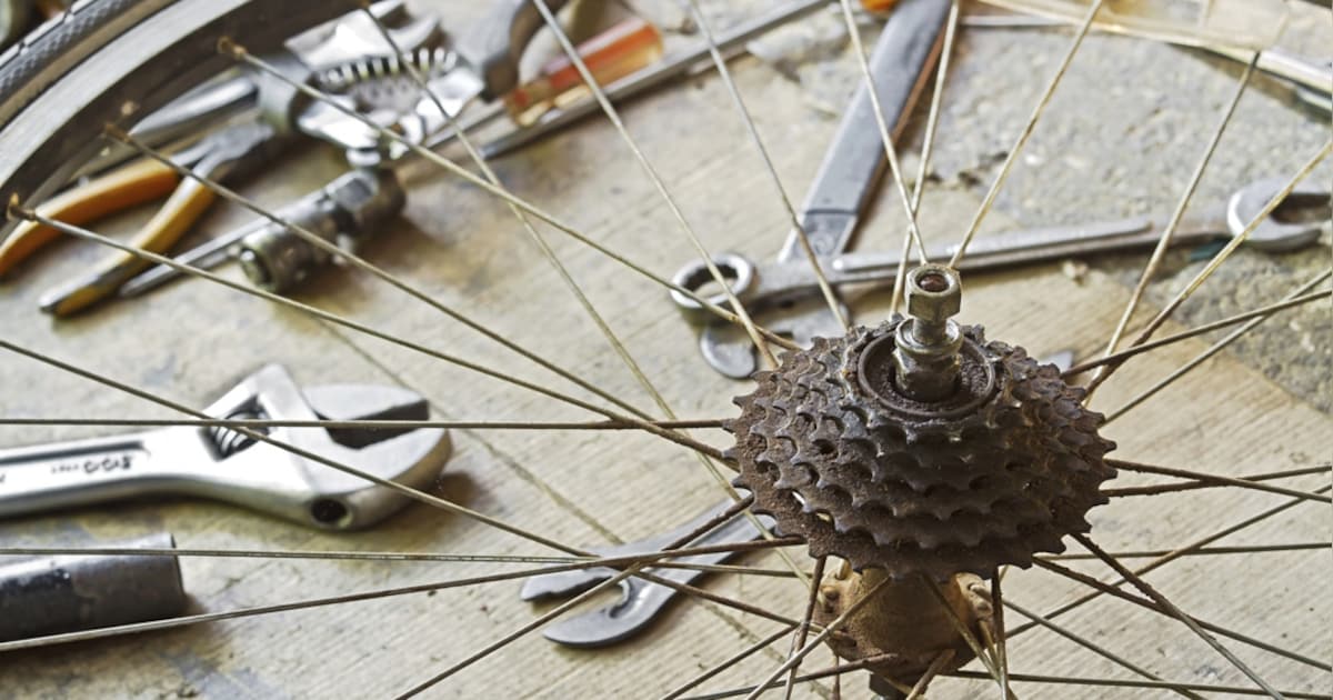 Fietsenzaak Hans Struijk in Eindhoven op rand van de afgrond ...