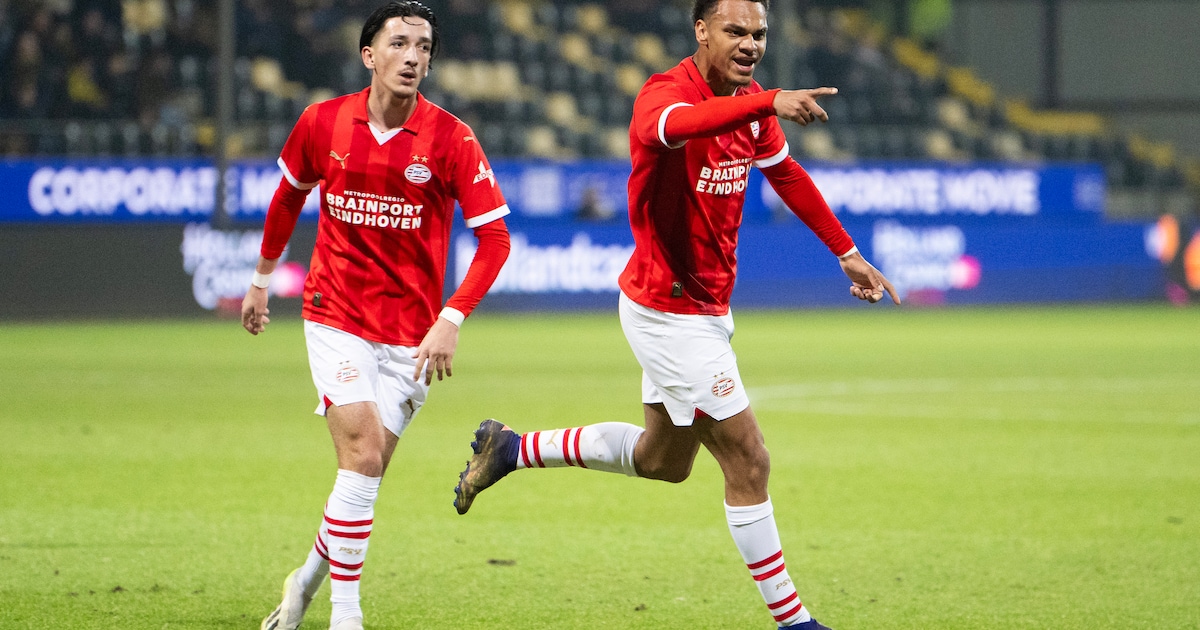 De talenten van PSV komen op stoom: Simons valt opnieuw op | PSV | ED.nl