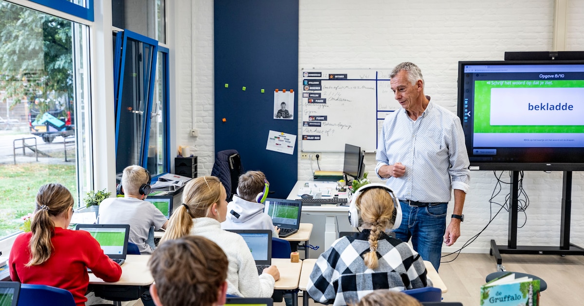 Lerarentekort groeit; ook scholen in Zuidoost-Brabant zoeken nu honderden nieuwe docenten ...