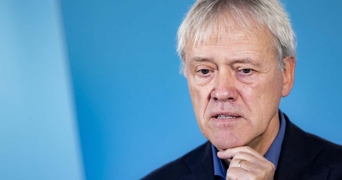 Het is ‘één voor twaalf’ voor onze economie, waarschuwde ASML-baas ...