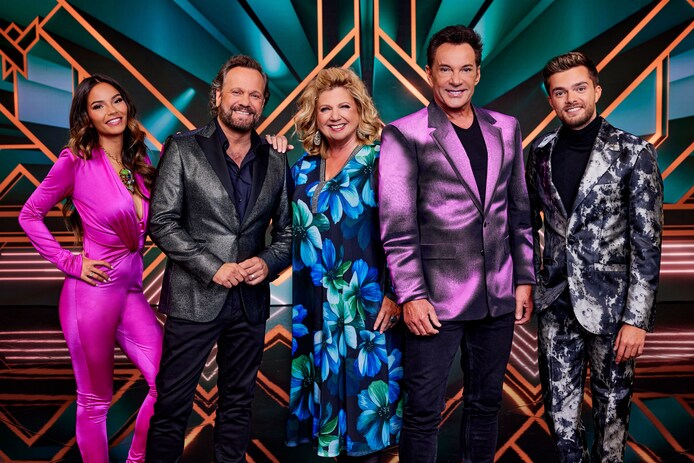 Team Masked Singer komt samen om over verlies Loretta Schrijver te ...