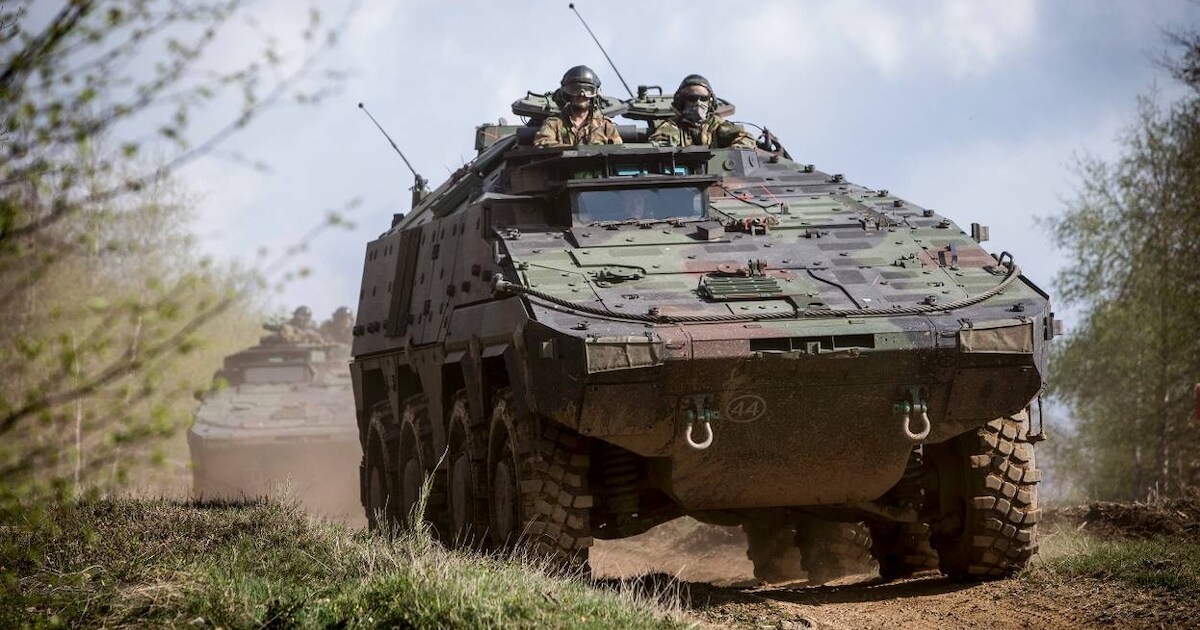 Tientallen pantservoertuigen Defensie buiten gebruik, wagens worden in ...