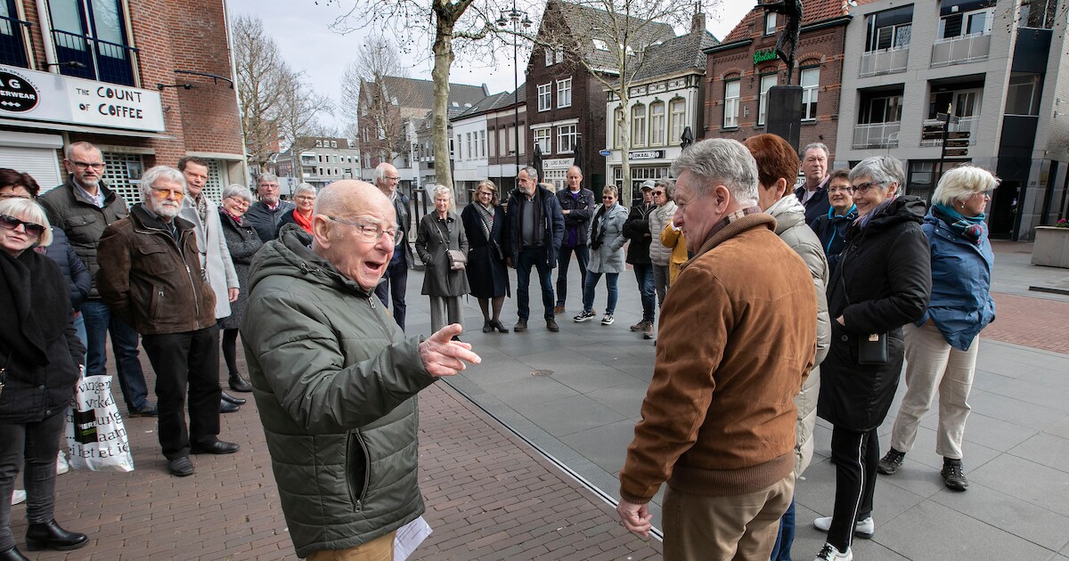 Bert Kuijpers (1941 - 2021): zanger, dichter, cabaretier; de ...