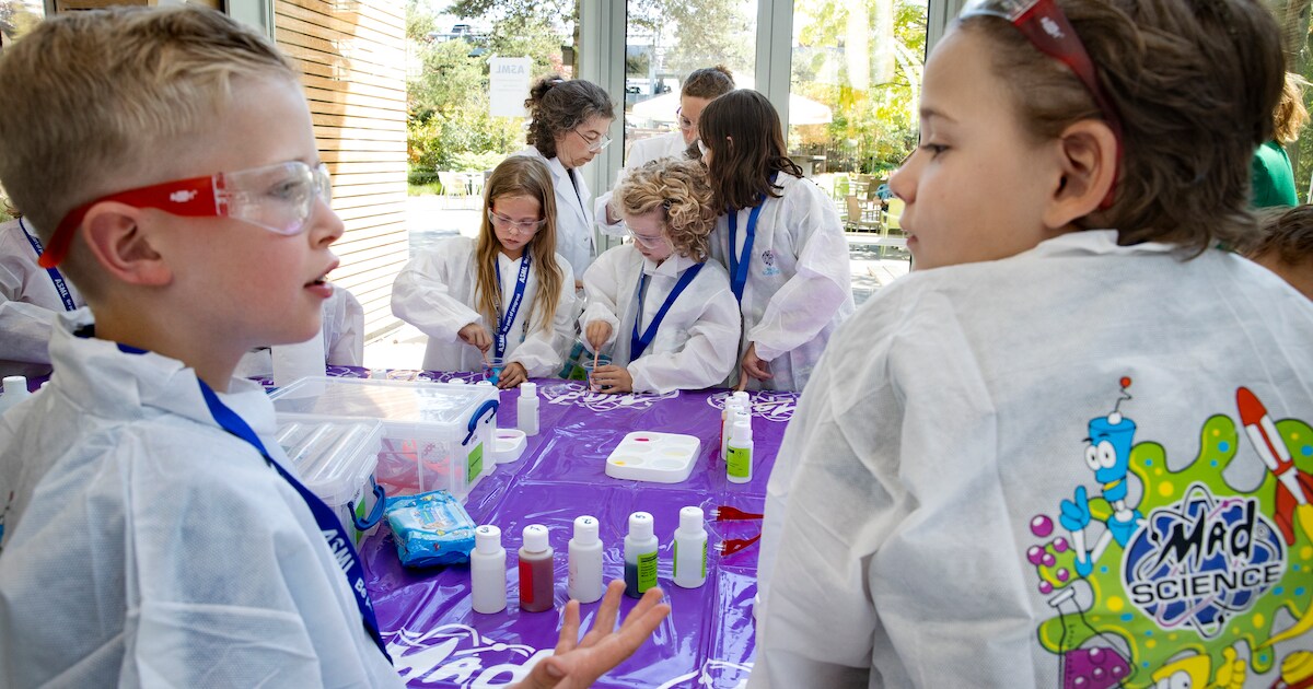 ASML trekt miljoenen uit voor extra techniekles voor 180.000 kinderen, en niet meer alleen in ...