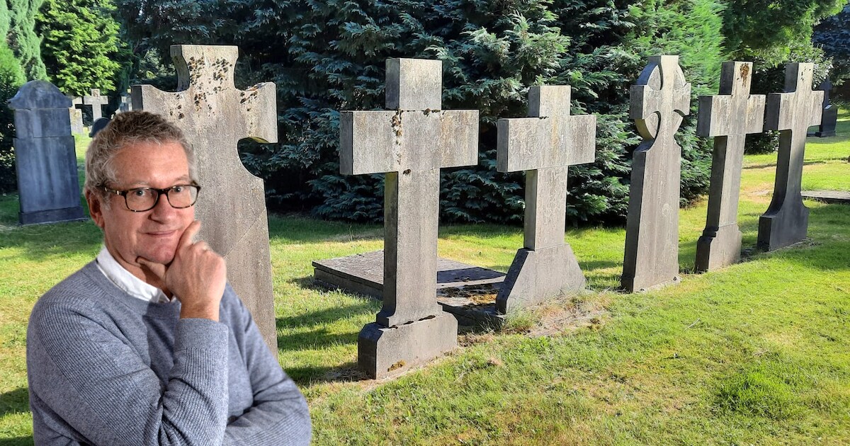 Wie betaalt er mee aan de grafzerk van oma? | Opinie | ed.nl