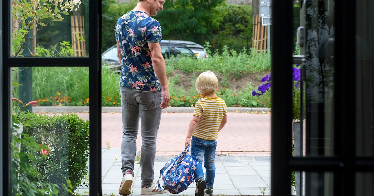 Voor het eerst naar school: Spannend, ook voor de ouders | Eindhoven ...
