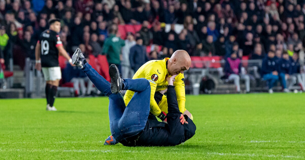 UEFA geeft PSV nog geen duidelijkheid na incident in het Philips ...