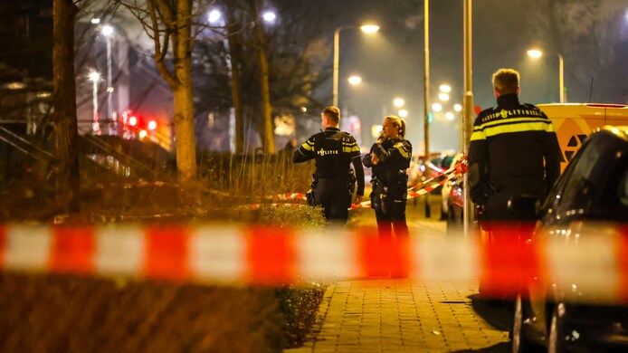 Dode man gevonden na schietpartij in Oss, meerdere kogelgaten in ...