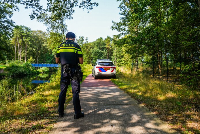 Overleden man gevonden in Eindhovens Kanaal in Mierlo, politie sluit misdrijf uit | Geldrop ...