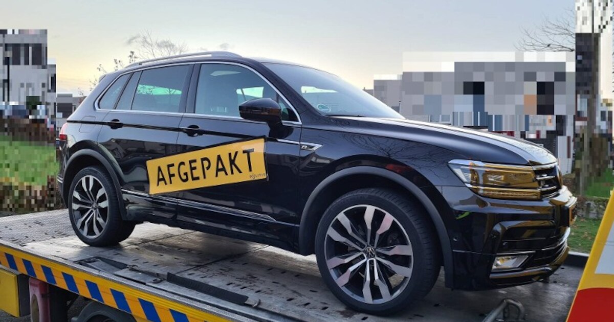 Auto en stapels geld afgepakt bij huiszoekingen in Son en Breugel en ...