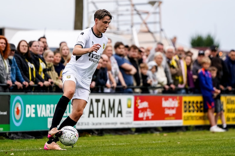 Bijzondere wending: PSV krijgt talentvolle Jim Koller (18) van Vitesse ...
