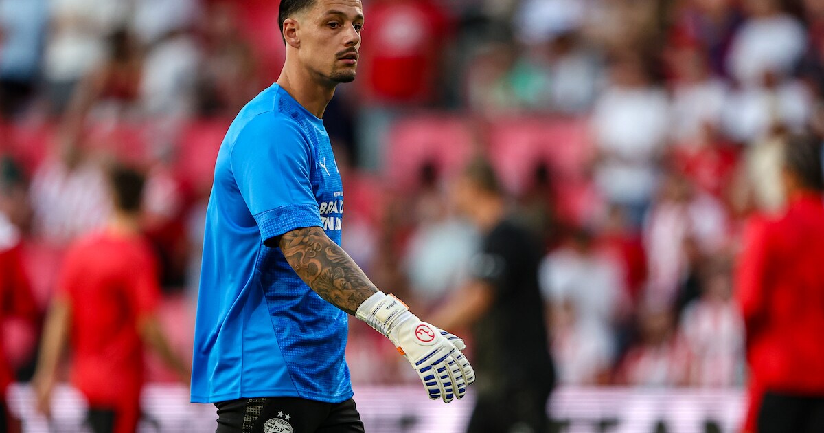 Olij heeft pech en raakt vlak voor zijn PSV-debuut geblesseerd ...