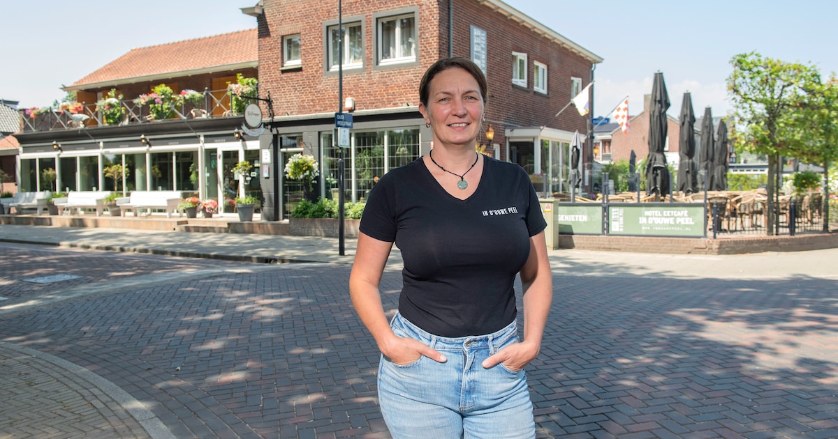 Sandra (49) houdt van haar ho­tel-restaurant in Helenaveen, maar wil er ...