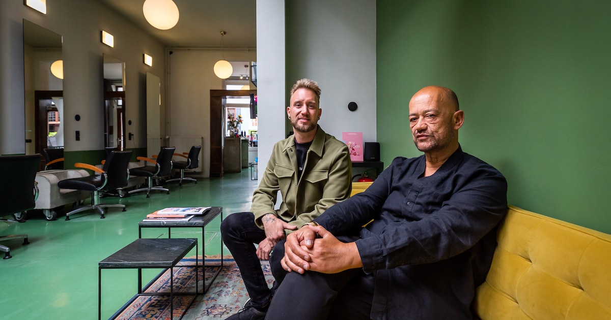 Kapper Glenn van salon Mix in Helmond viert 25-jarig jubileum: ‘Ben uit ...