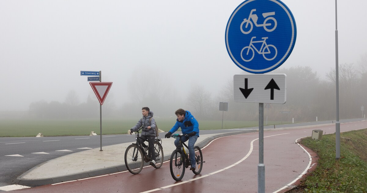 Rotonde zonder regels, snelfietspad of auto te gast-straat: waar is de ...