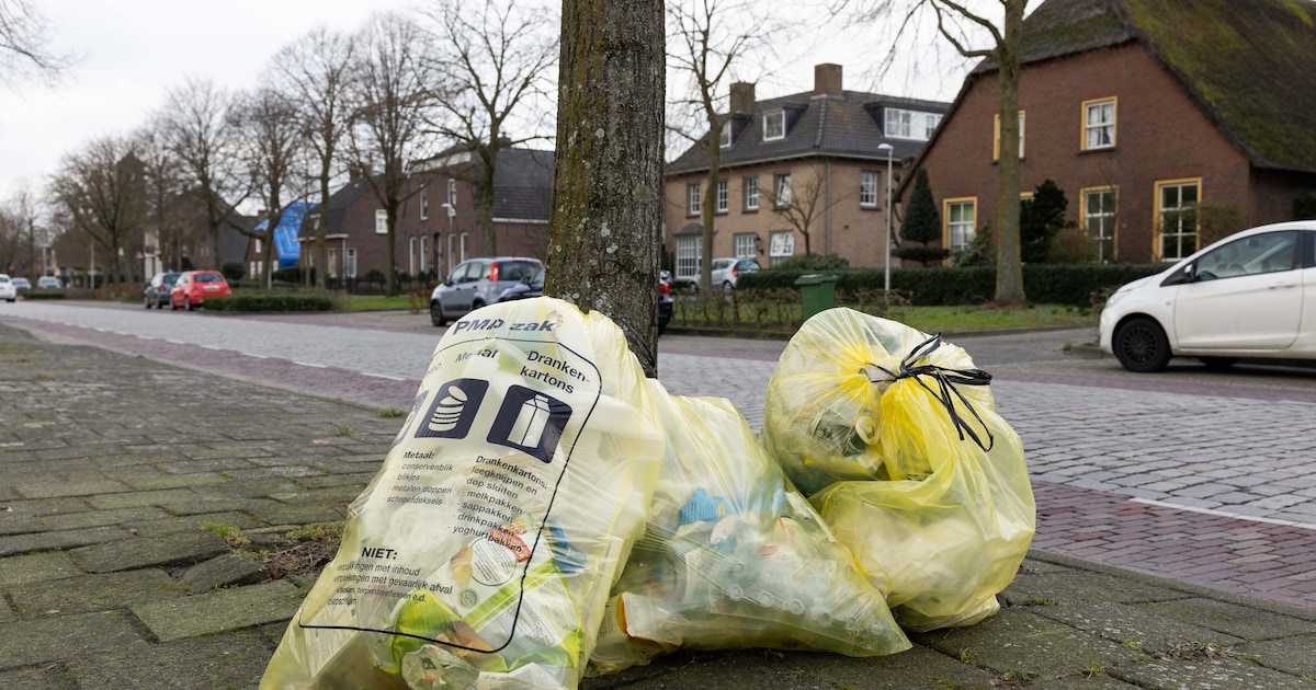 Son en Breugel roept op: zet plastic afval niet steeds te vroeg aan ...