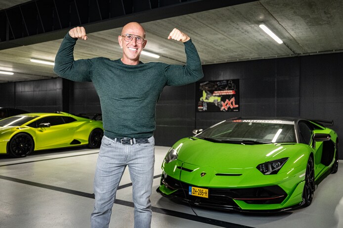 Van ‘binkie’ op het strand tot ondernemer met 80 miljoen omzet: plots ...