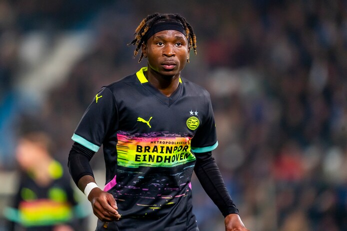 Jong PSV drukt Vitesse naar de onderkant van het moeras: eerste goal ...