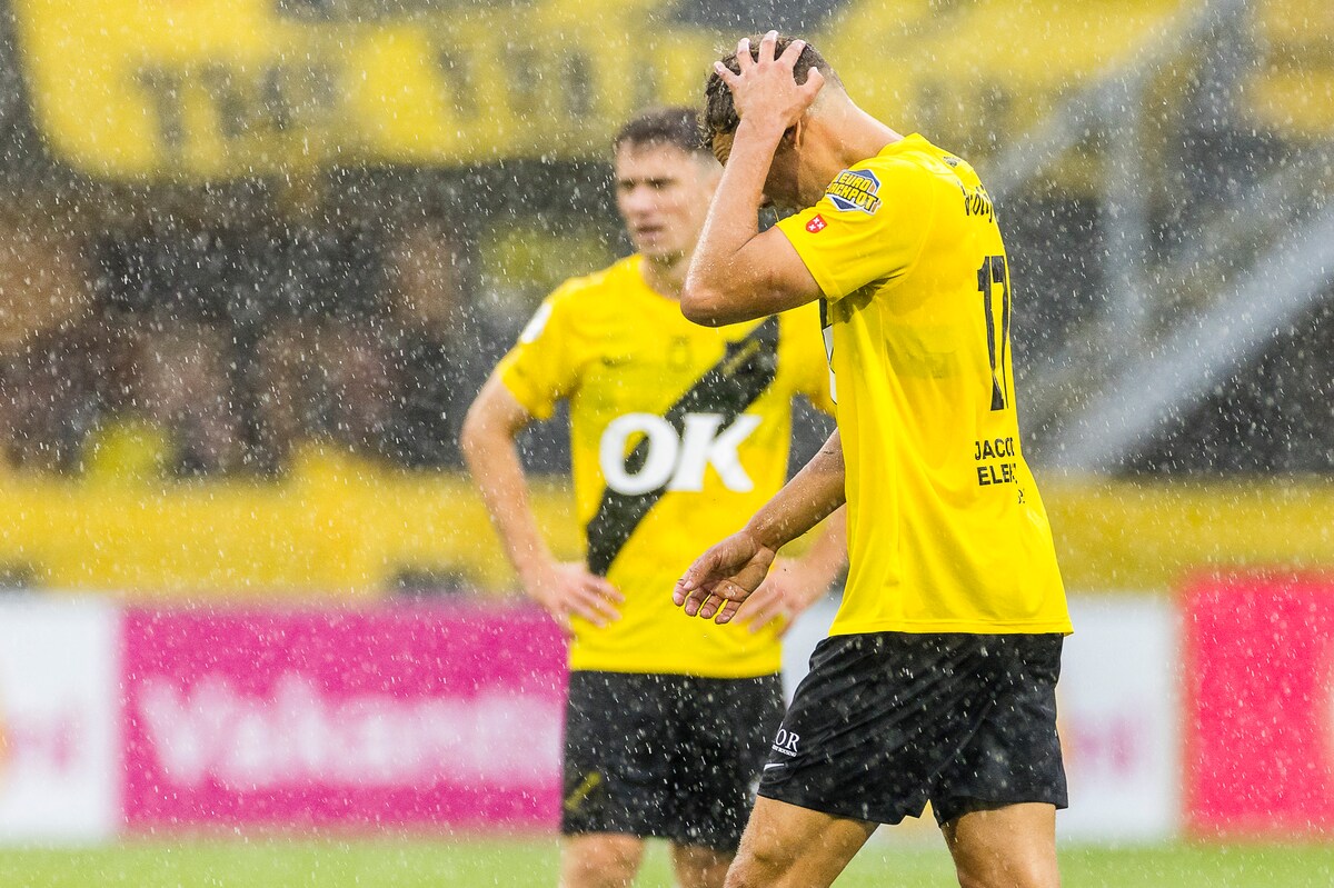 NAC gaat in beroep tegen schorsing van Sydney van Hooijdonk | Brabant | ED.nl