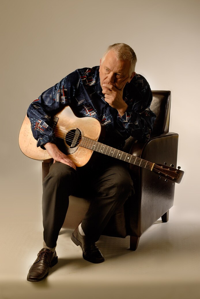 Bovenzaal café De Rozenknop in Eindhoven vernoemd naar muzikant Ad van ...