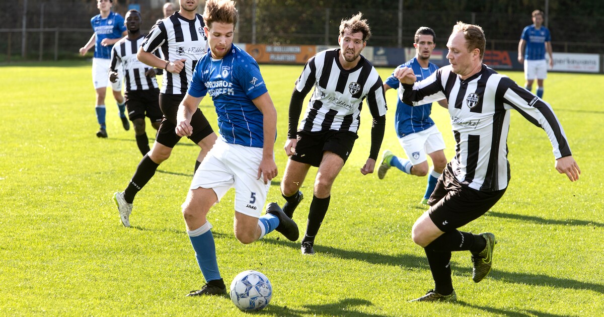 Na jaren in een lager elftal worden Rick en Willem weer opgetrommeld ...