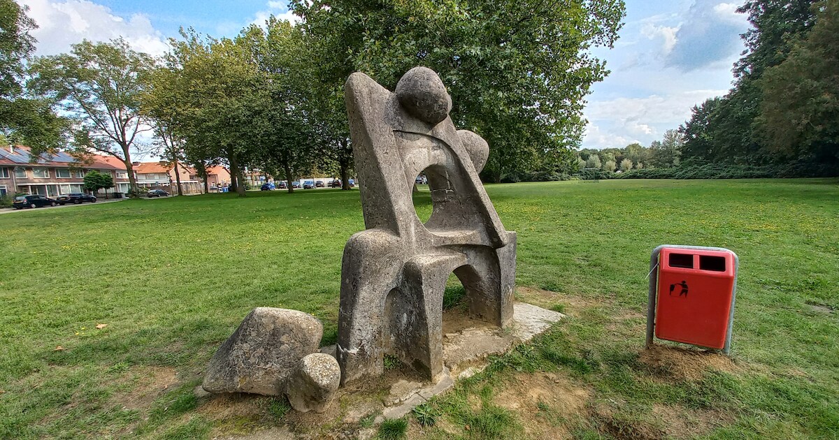 Geldrops kunstwerk werd hangplek en staat misschien in de weg. Krijgt het nu een nieuw leven ...