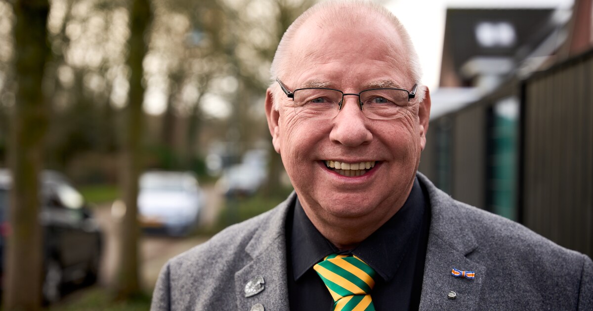 Ook al heb je een nee-nee sticker op je brievenbus, Frank (67) duwt er ...