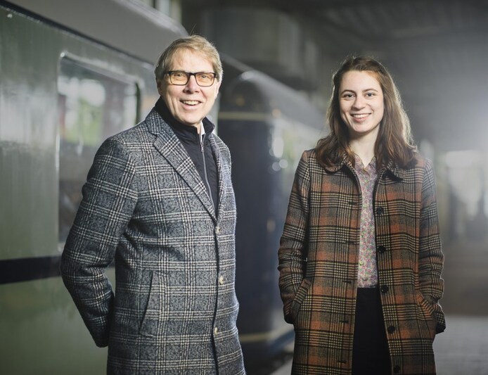 Veel anekdotes, weinig inhoud in ‘Het eerstvolgende station is…’ van ...