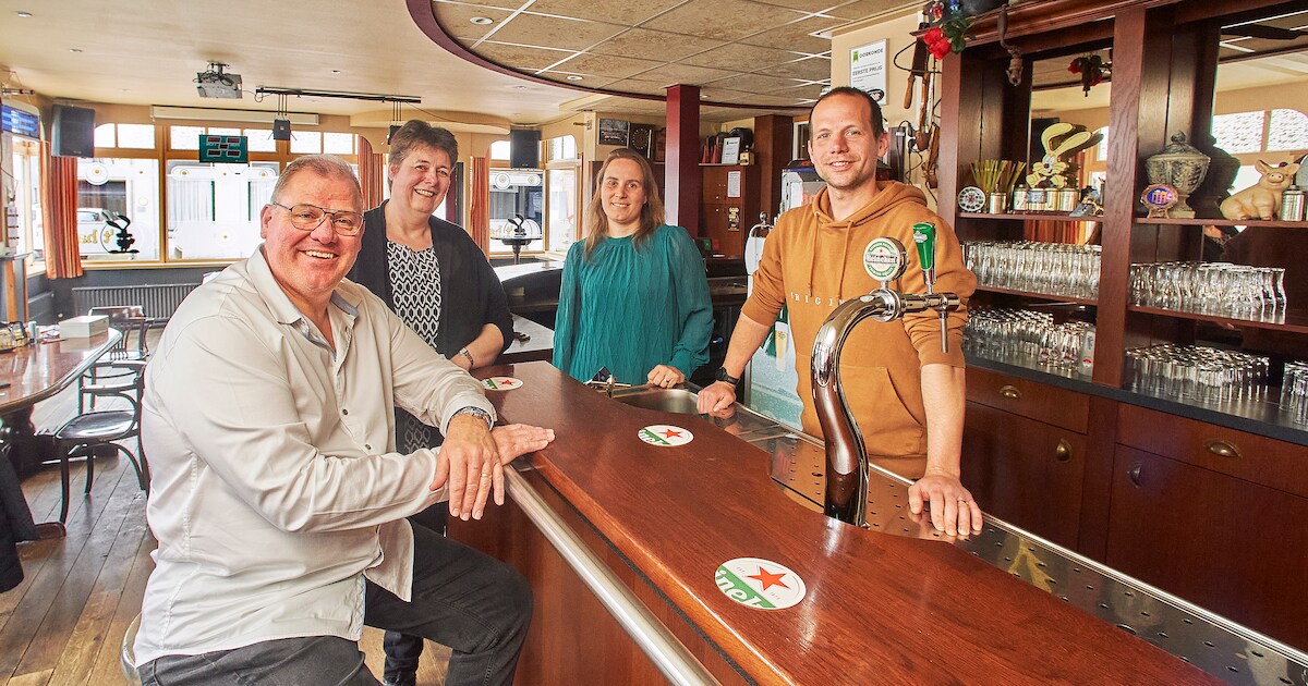 Café en feestzaal Geffen gered van sluiting: ‘t Haasje wordt Frankies ...