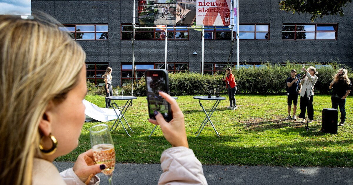 Na vernieuwbouw krijgt Varendonck College dadelijk een prachtige aula ...