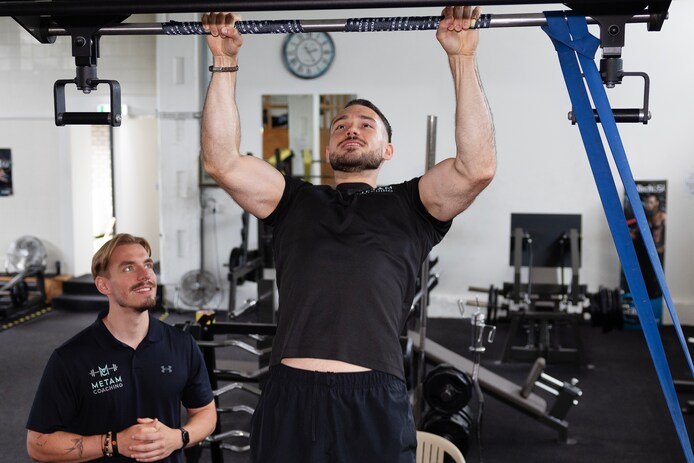 Met 4050 pull-ups een nieuw record voor Boris (26): ‘Flink doorzetten ...