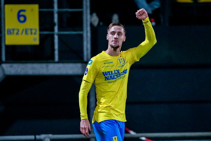 RKC'er Van der Water na prachtgoal tegen voormalige werkgever: 'Er kwam ...