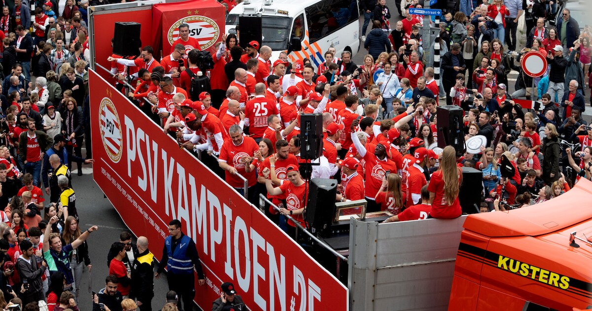 This is when the 'Platte Kar' departs on Monday if PSV wins the ...