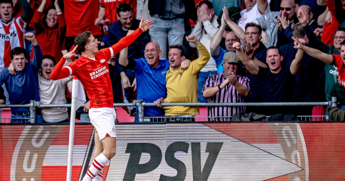 PSV blijft op ‘pole position’ voor de titel en tilt zichzelf uit de put ...