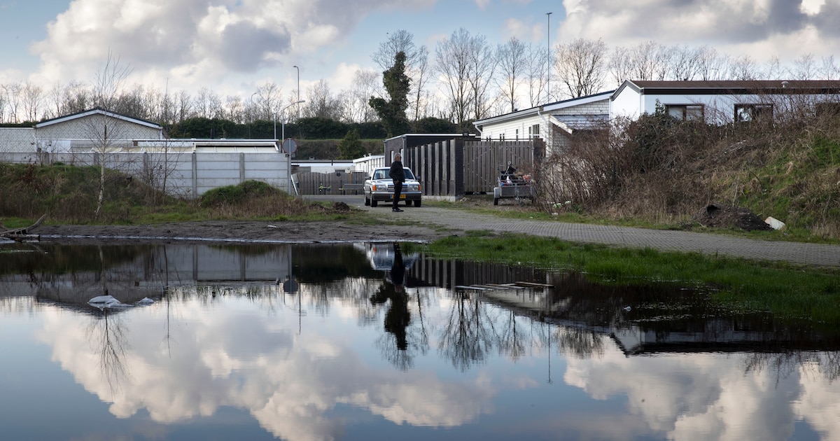 Woonwagenkamp Best uitbreiden, naar een nieuwe derde locatie of heeft u ...