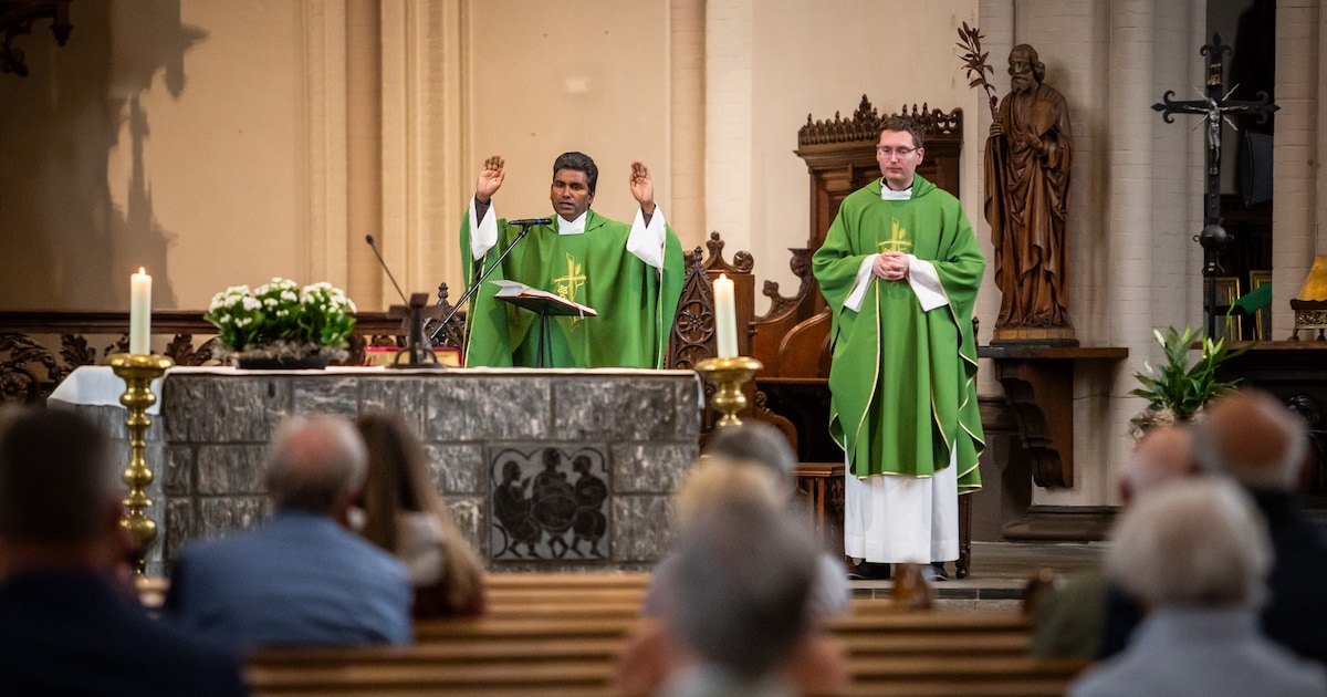 Geliefde Indiase pater Pushpa tijdelijk terug in Nederland: ‘Dankbaar ...