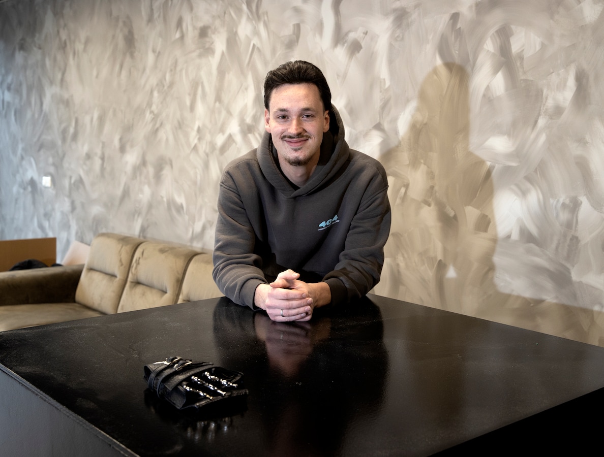 Tijdens een lockdown in Austalië raakte Tom (23) uit Mierlo in de ban ...