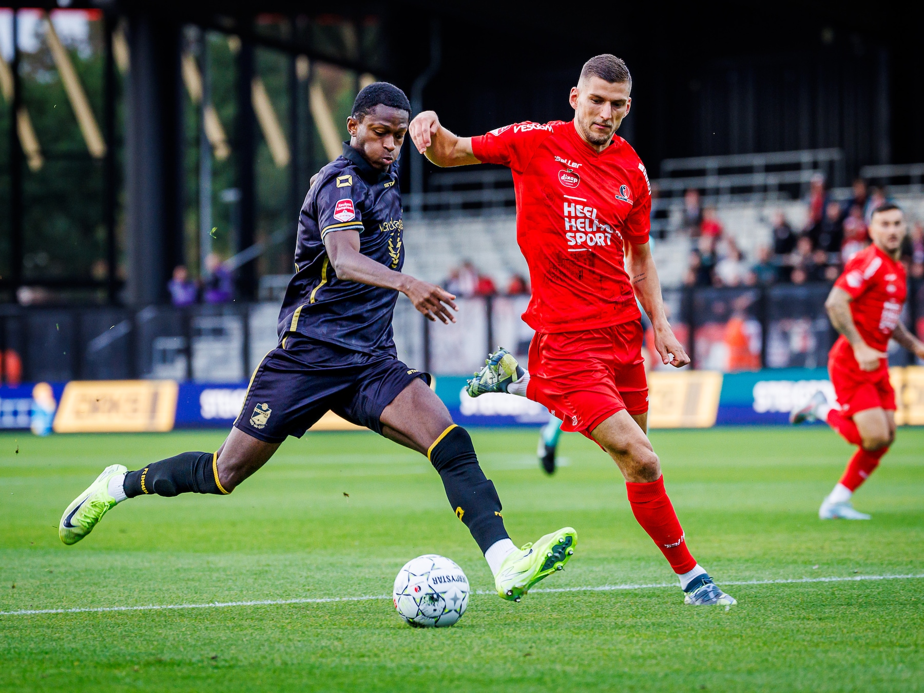 Helmond Sport stunt in laatste minuut tegen Almere City, lees hier alle ...