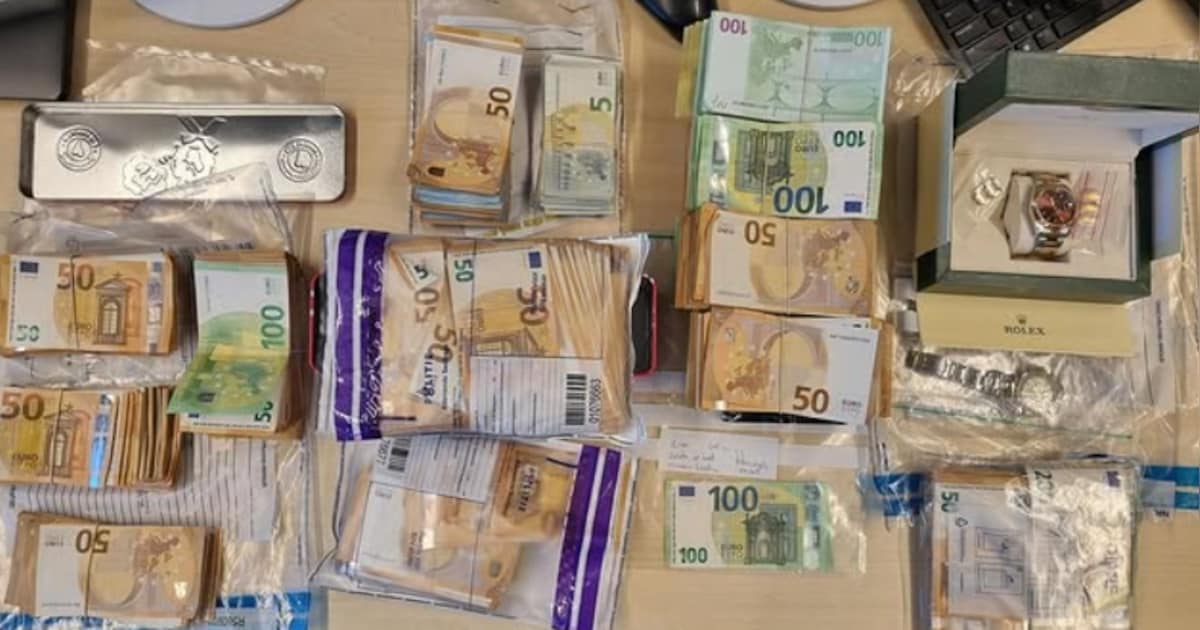 Drugs, stapels cash en Rolex-horloges: woninginval in Woensel levert ...