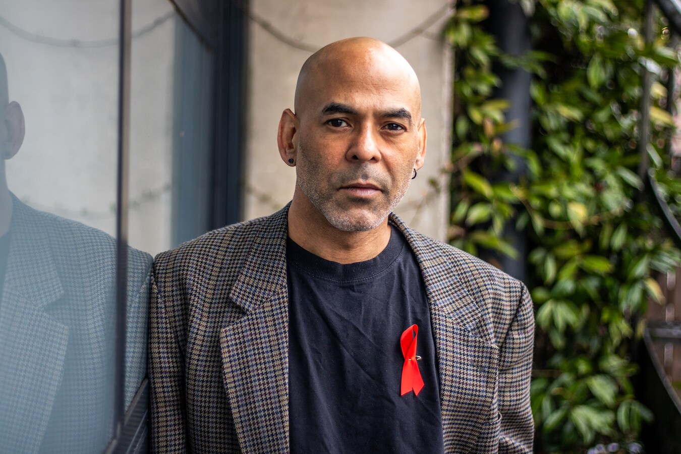 Musicalacteur Ivo heeft HIV: ‘Ik raakte in paniek toen bloed door mijn ...