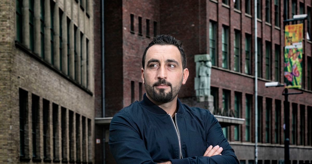 Eindhovense SP-fractievoorzitter Murat Memis tijdelijk uitgeschakeld ...
