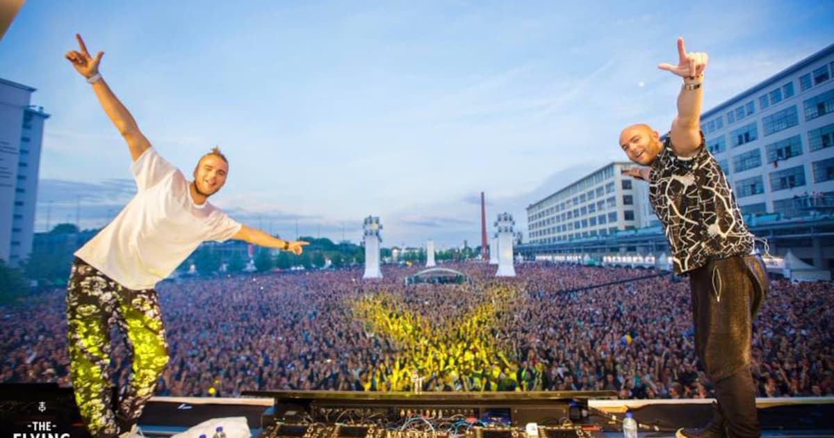 Showtek draait na twee jaar weer eens ‘thuis’; Eindhovense dj’s sluiten ...