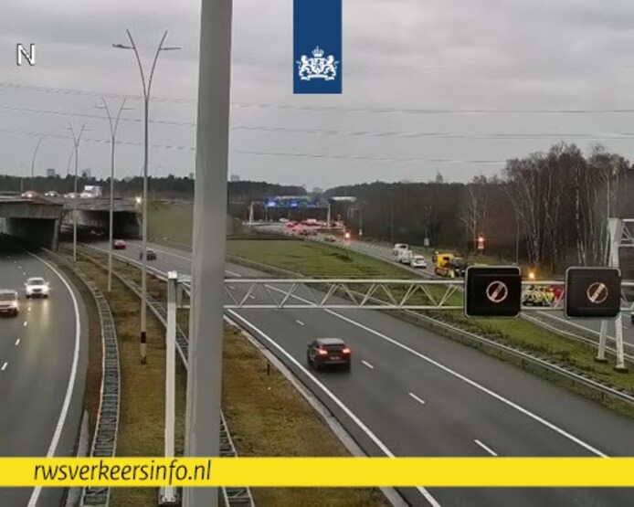 Lange files op A2 richting Eindhoven door ongevallen bij Leenderheide ...